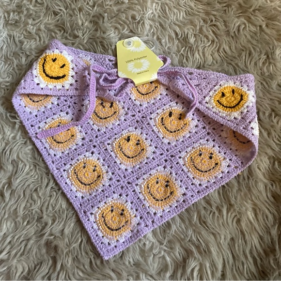 Sunday State | Accessories | Sunday State Smiley Face Crochet Granny ...